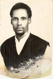 Sooyaalka Abwaan Cabdulle Raage Taraawiil - Raadreeb