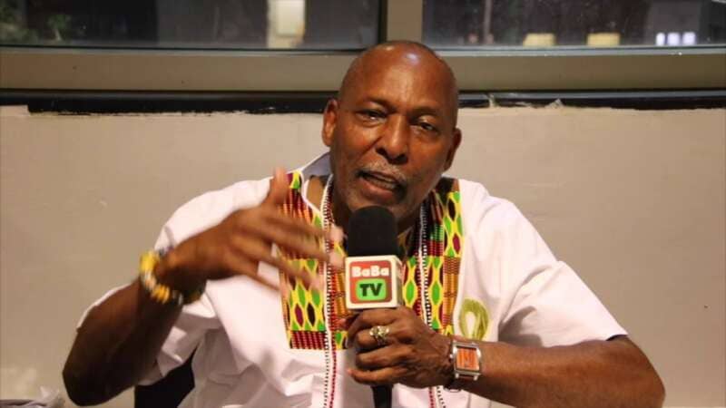 Tiir Adag oo ay Qaaradda Afrika leedahay: Professor James Small - Raadreeb